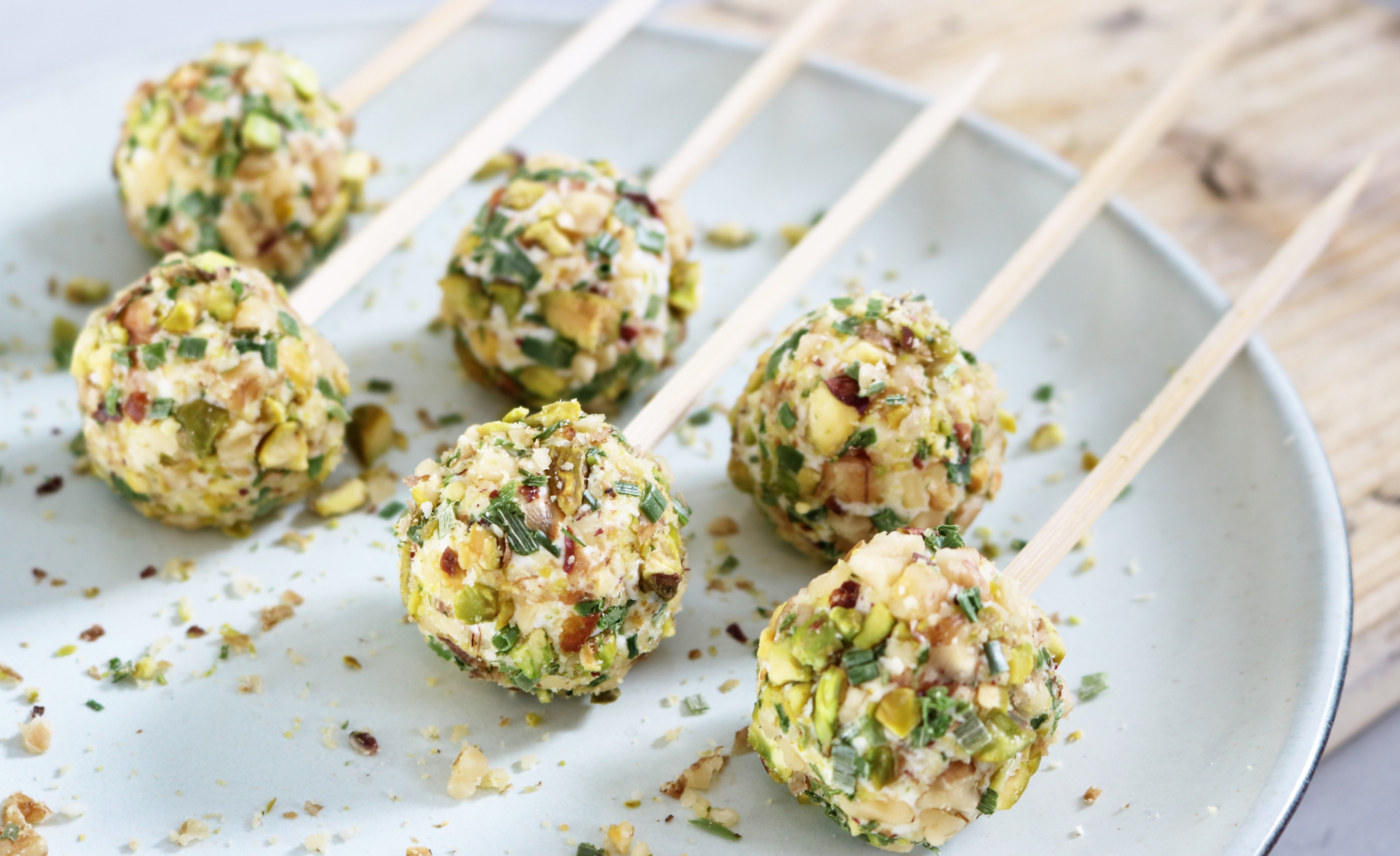 Snack away with yummy goat cheese balls | Foodie-ness